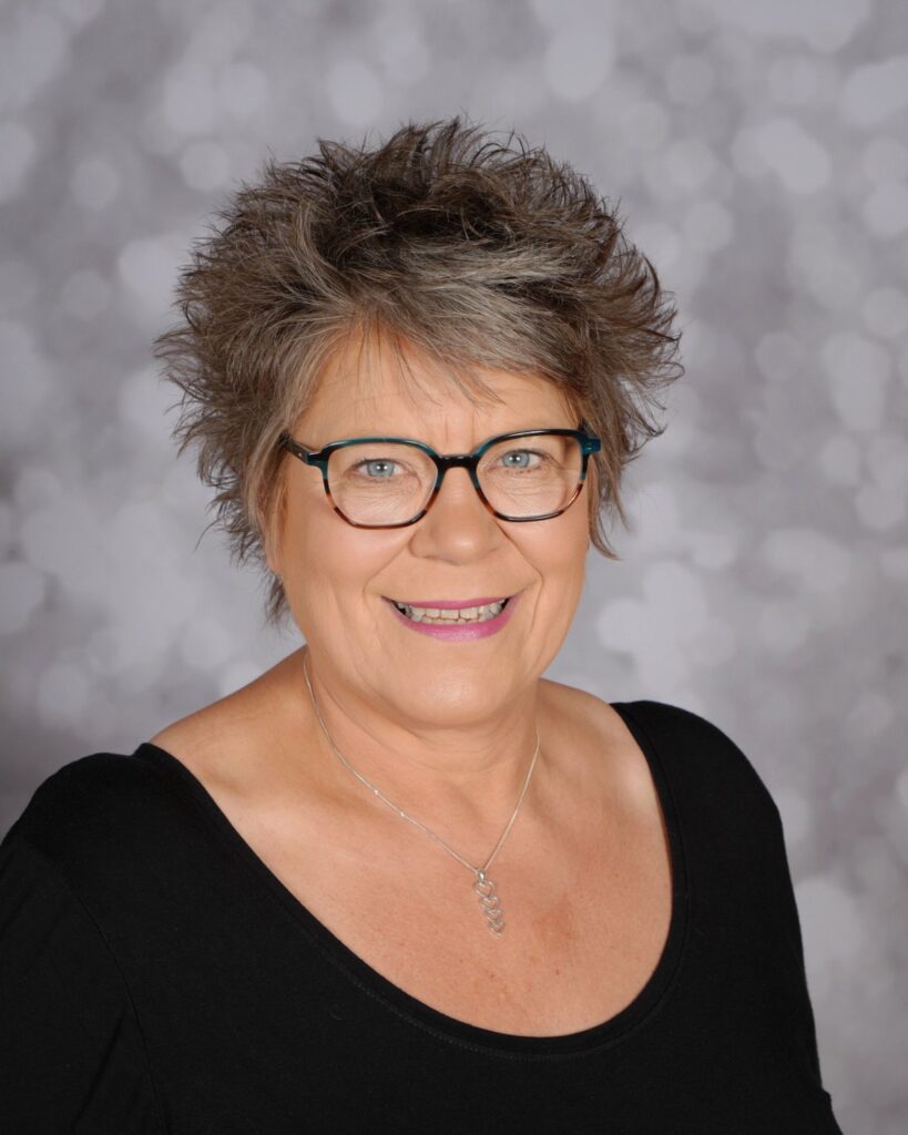 Meet The Staff - St Saviours